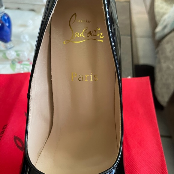 Christian Louboutin | Shoes | Christian Louboutin Classic | Poshmark